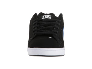 DC Shoes